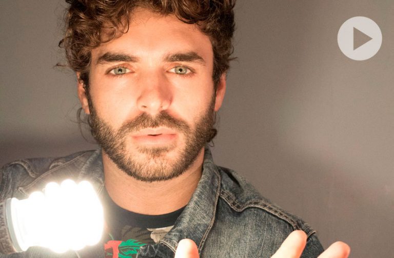 Alex Nevsky nous parle de son histoire d’amour avec les mots, sans ...